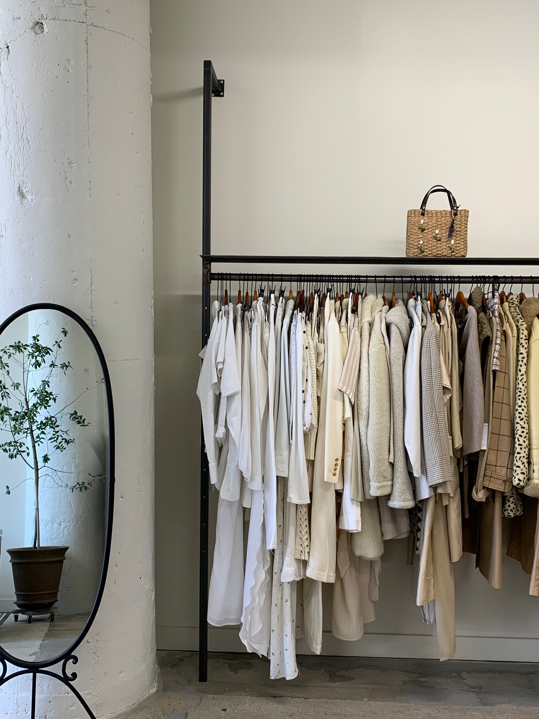 Boro: modern and vintage designer consignment clothing and accessories – Boro Detroit